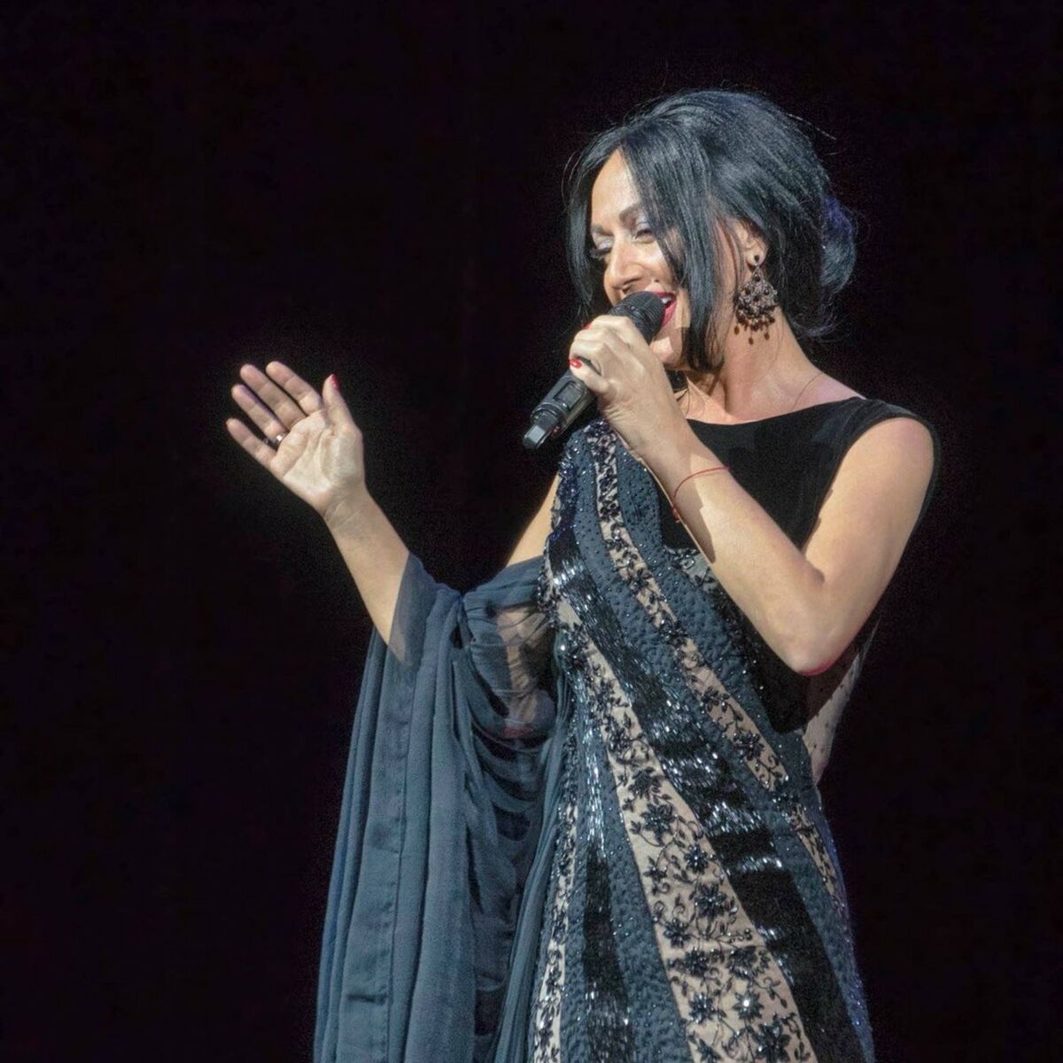 Iasamani by ლელა წურწუმია [Lela Tsurtsumia] (Single): Reviews, Ratings ...