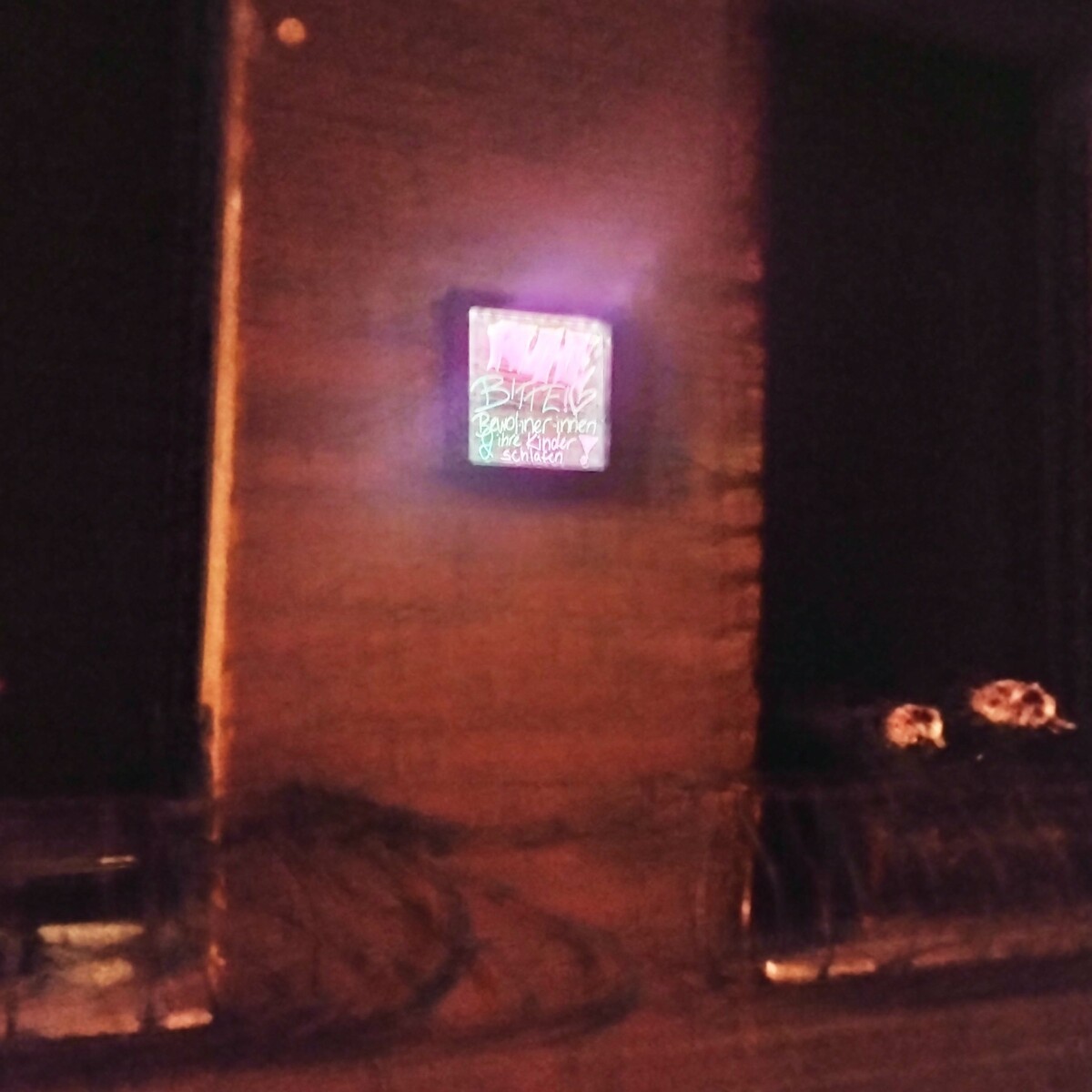 Freak Me Out (Alternative) by Blarg (Additional release): Reviews ...