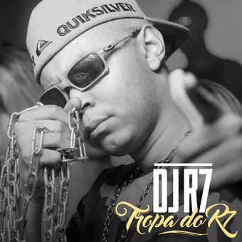 DJ R7 Albums: songs, discography, biography, and listening guide - Rate ...