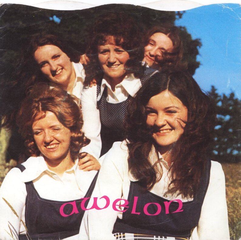 Yr Awelon Albums: songs, discography, biography, and listening guide ...