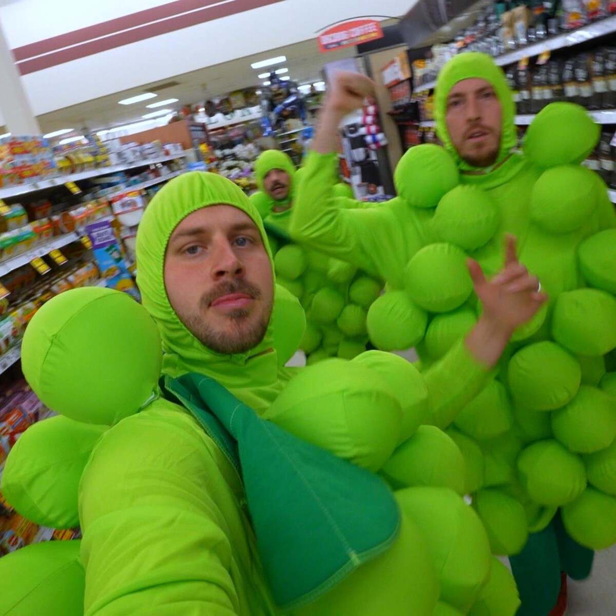 Grapes by JStu & Hyper Fenton (Single): Reviews, Ratings, Credits, Song ...