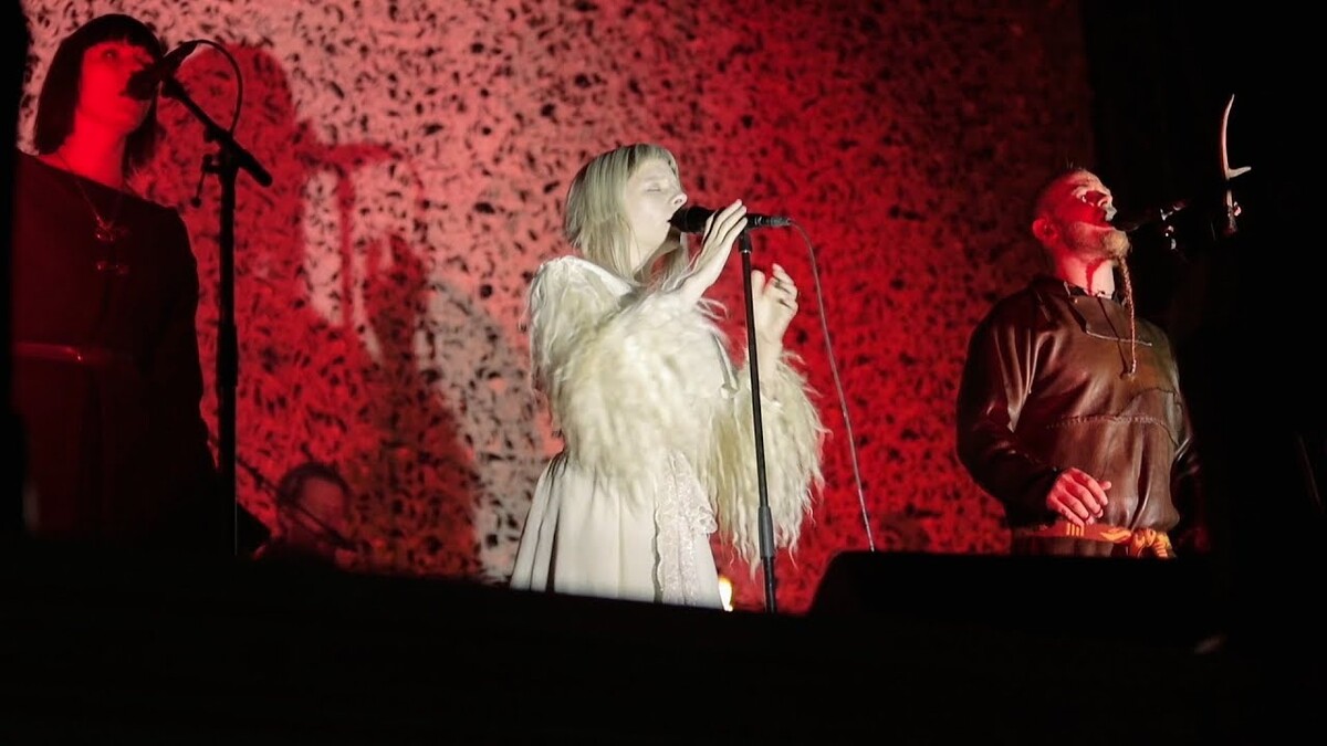Helvegen (Live) by Wardruna & AURORA (Music video): Reviews, Ratings ...