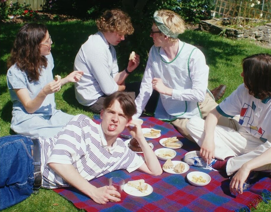 Deere John by Welly (Music video): Reviews, Ratings, Credits, Song list ...