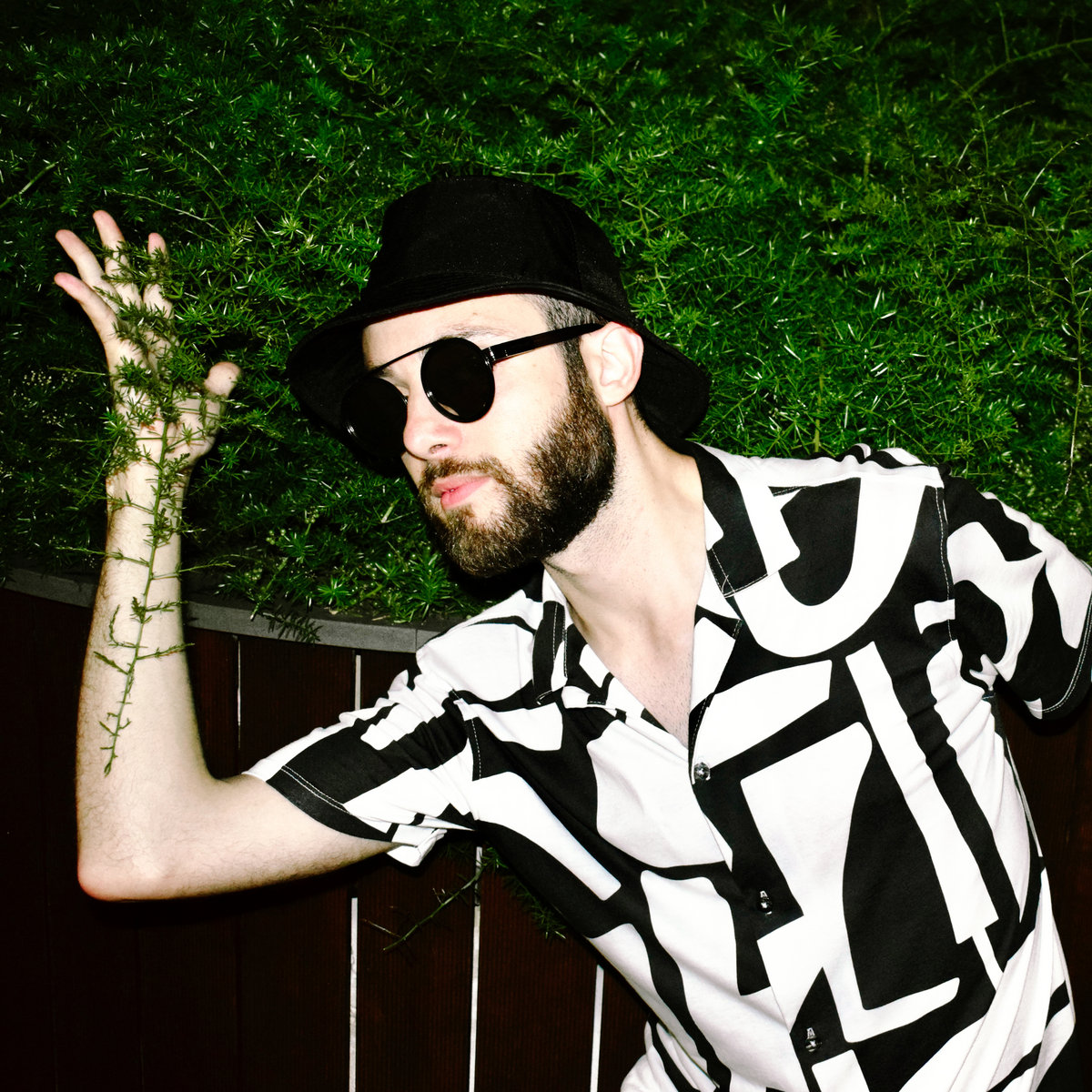 Labirinto by Beltrano (Single): Reviews, Ratings, Credits, Song list ...