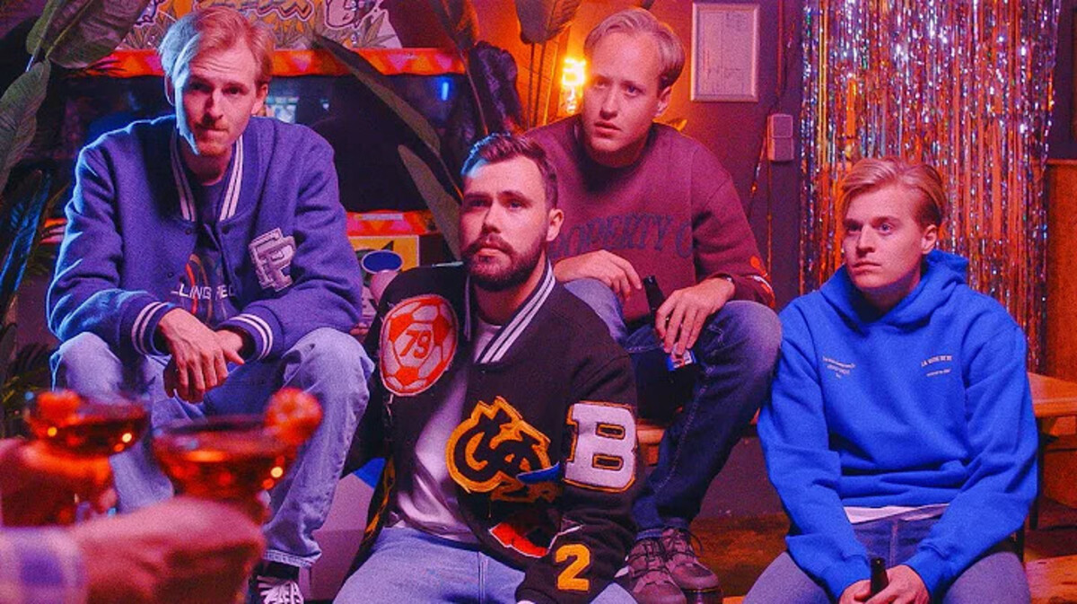 Is Dat Nou Echt? by Bankzitters (Music video): Reviews, Ratings ...