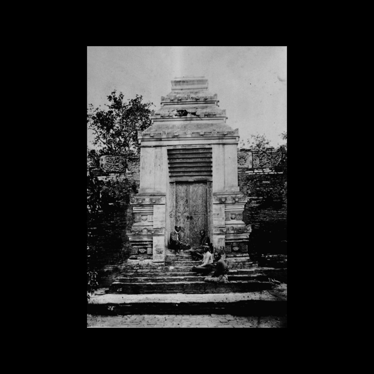 Adati Albums: songs, discography, biography, and listening guide - Rate ...