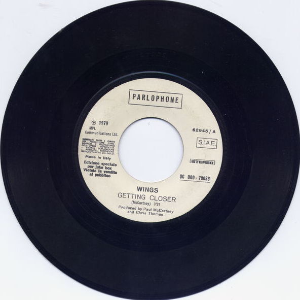 Getting Closer / We Don't Talk Anymore by Wings / Cliff Richard (Single ...