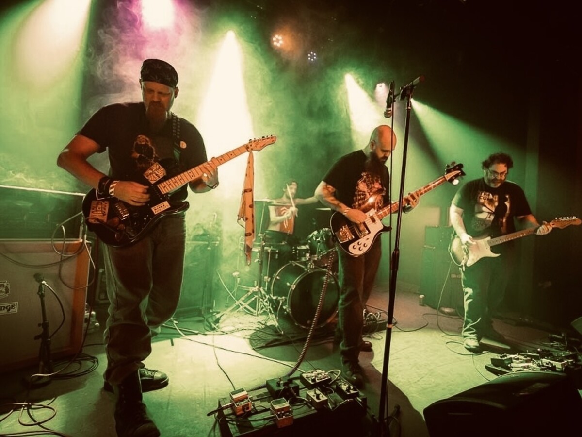 The Drone Tapes by Weaving Shadows (Album): Reviews, Ratings, Credits ...