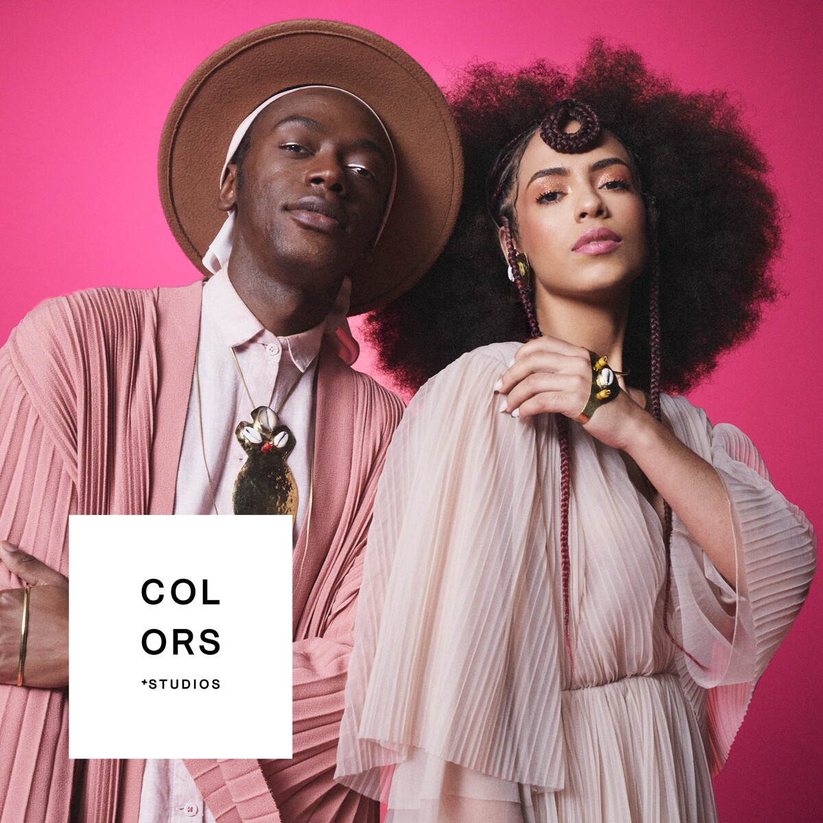 Comum - A COLORS SHOW by ÀVUÀ (Single, MPB): Reviews, Ratings, Credits ...