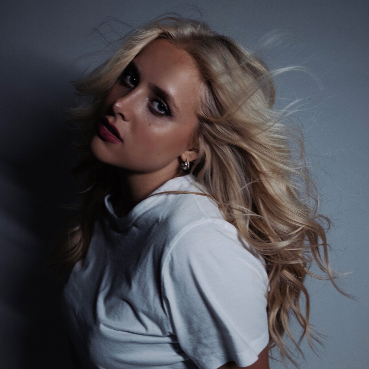 Liza Albums: songs, discography, biography, and listening guide - Rate ...