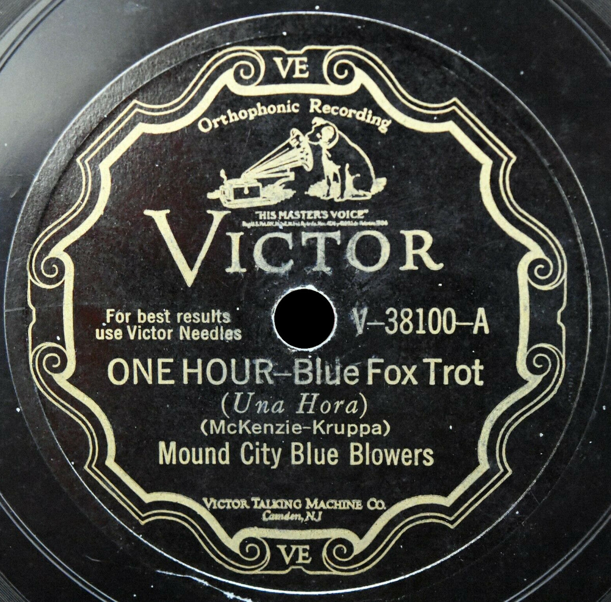One Hour / Hello Lola by Mound City Blue Blowers (Single; Victor; V ...