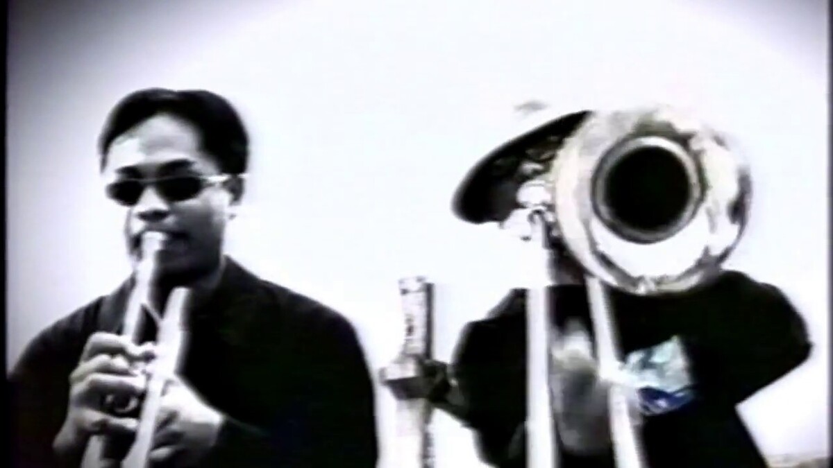 Gusto Ko ng Baboy by Radioactive Sago Project (Music video): Reviews ...