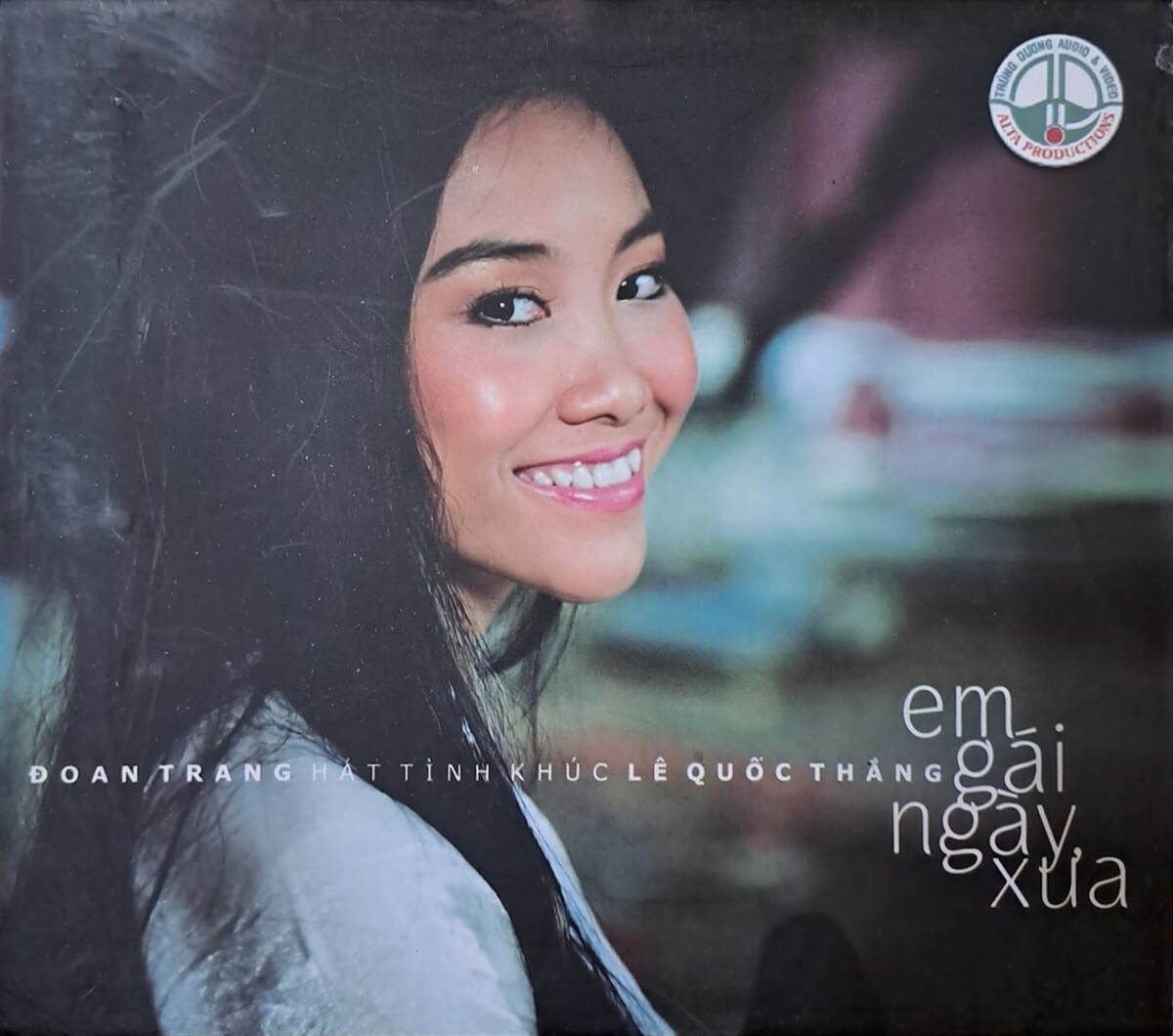 Em gái ngày xưa by Đoan Trang (Album, V-Pop): Reviews, Ratings, Credits, Song list - Rate Your Music
