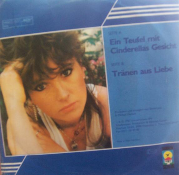 Lisa Albums: songs, discography, biography, and listening guide - Rate ...