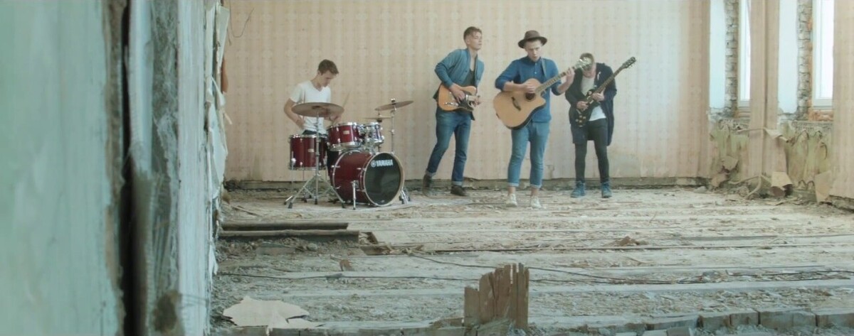 Priekšpilsētas valsis by Sudden Lights (Music video, Indie Rock ...