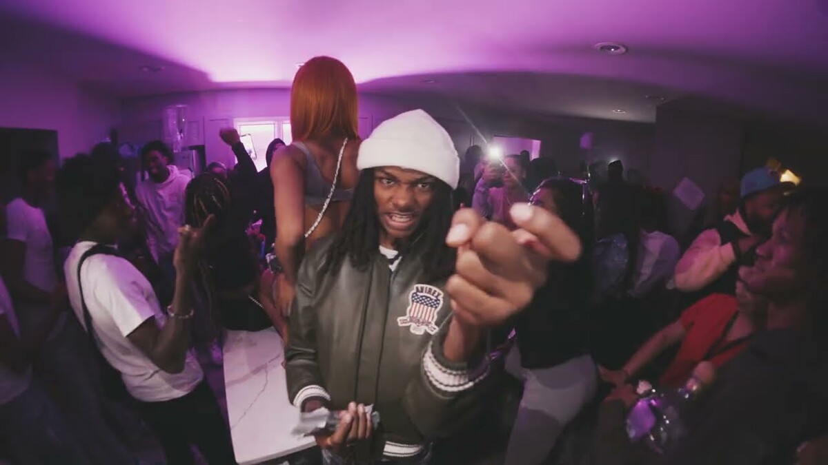 Chicken Little by Babyfxce E (Music video, Gangsta Rap): Reviews ...