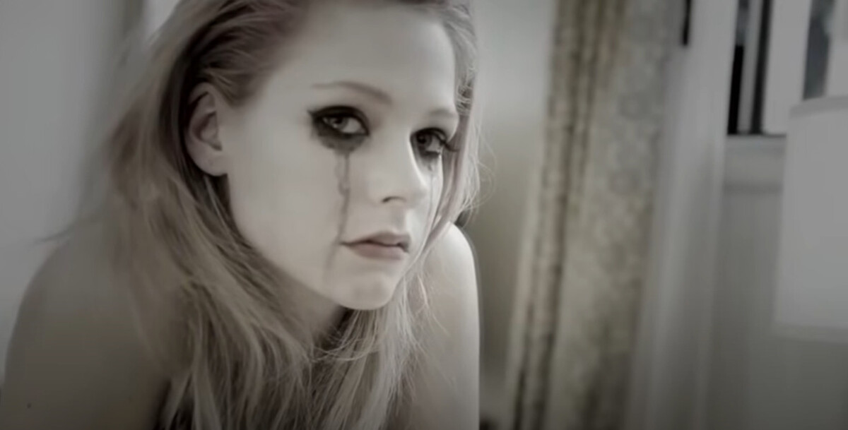 Goodbye by Avril Lavigne (Music video, Adult Contemporary): Reviews ...