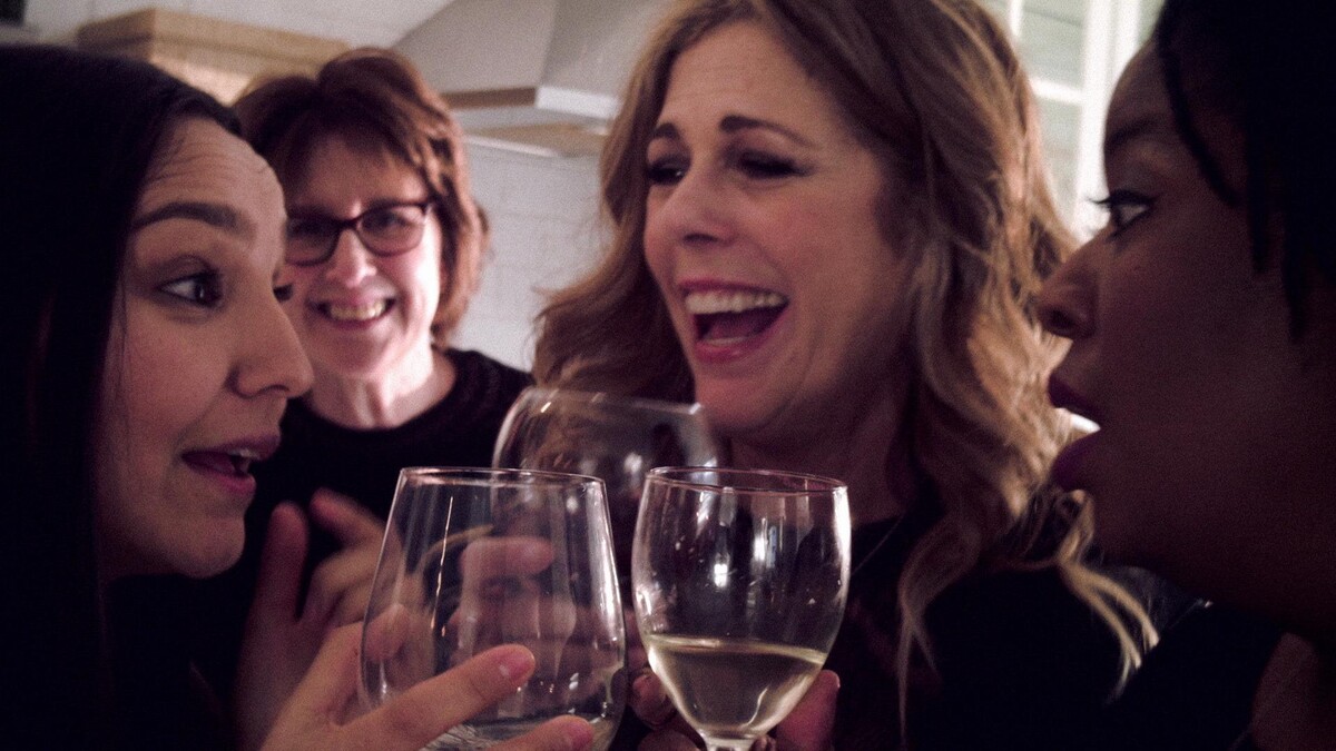 Girls Night In by Rita Wilson (Music video): Reviews, Ratings, Credits ...