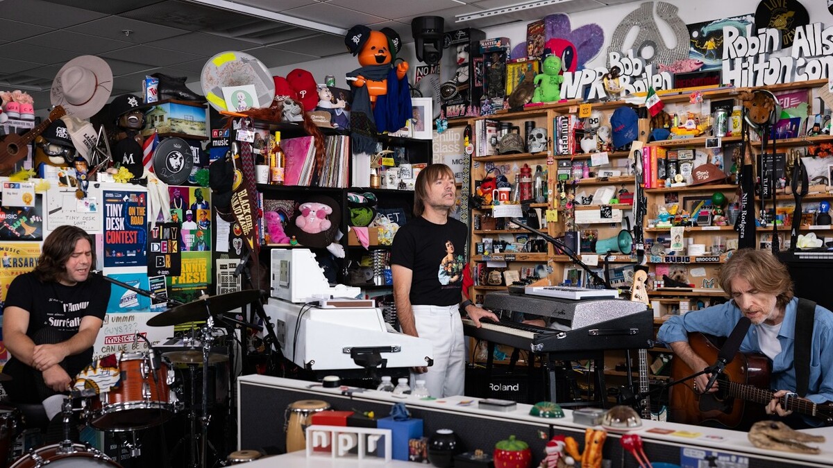 Tiny Desk Concert by AIR (Video, Ambient Pop): Reviews, Ratings ...