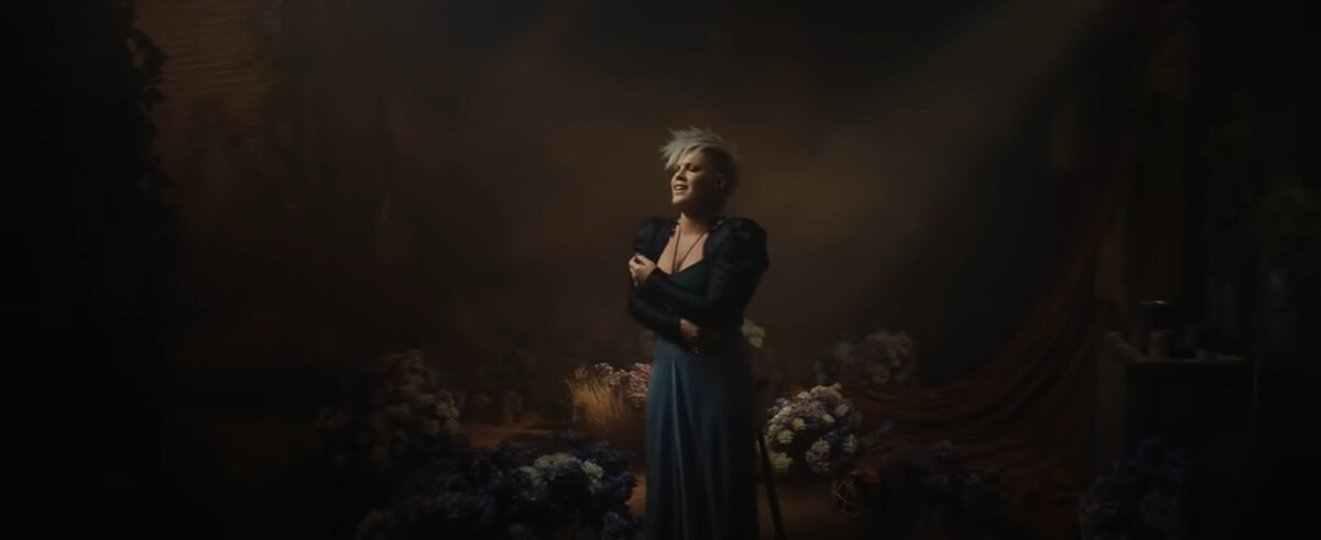 Anywhere Away From Here by Rag'n'Bone Man & P!nk (Music video): Reviews ...