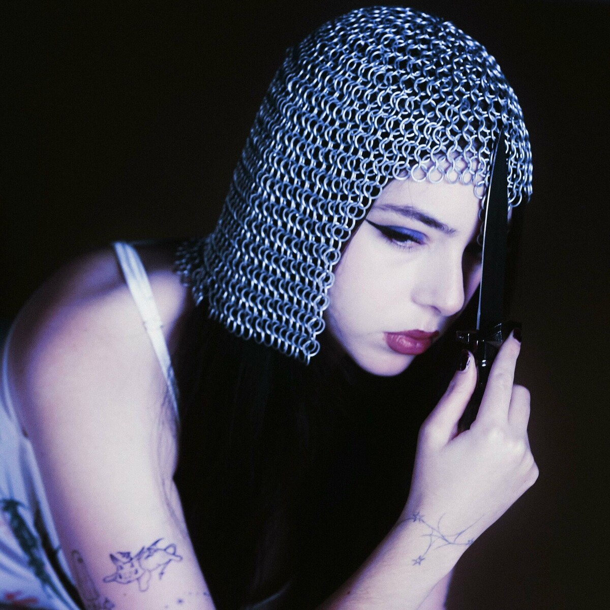 Sharp Teeth by Devon Thompson (Single): Reviews, Ratings, Credits, Song ...