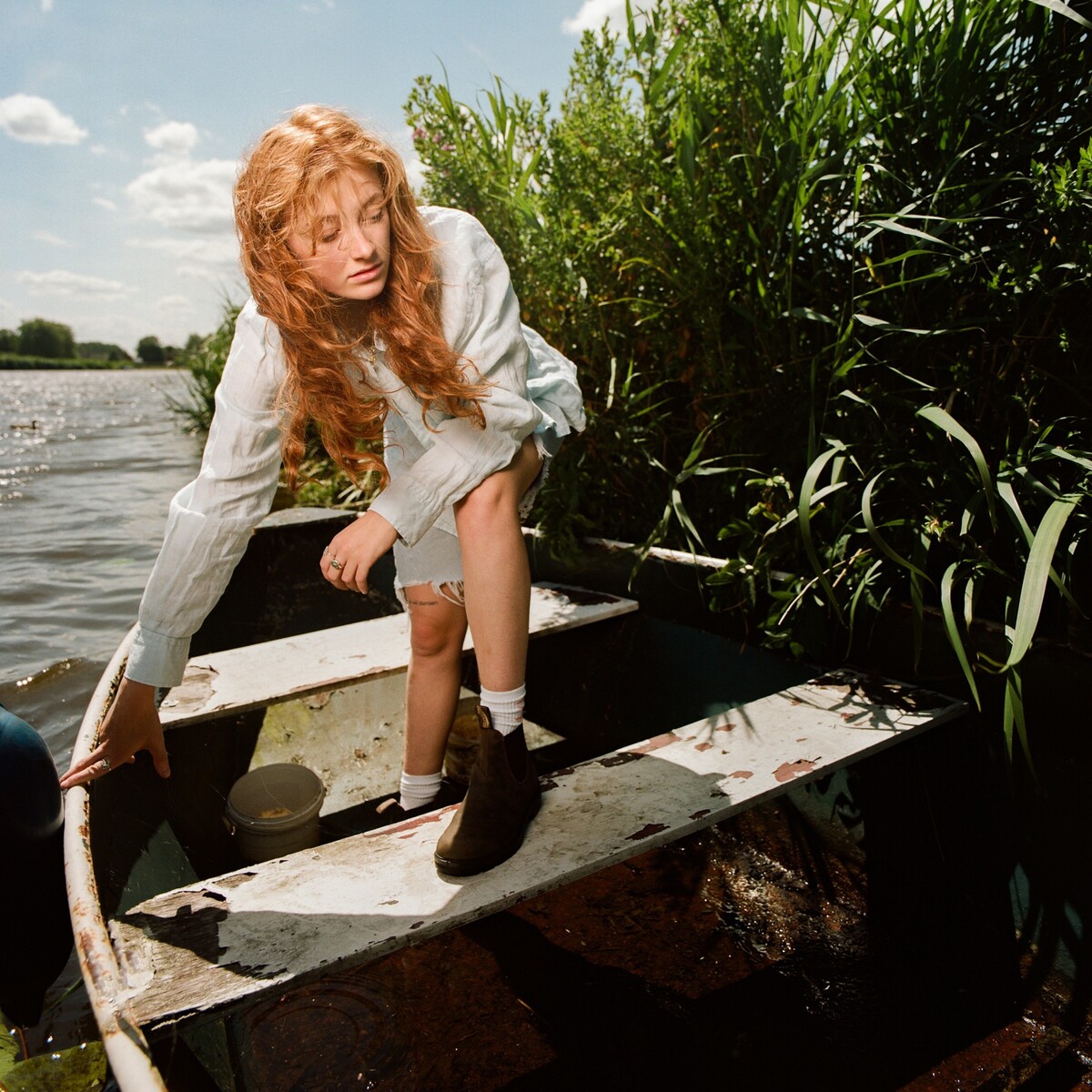 Noodzakelijk verdriet by Froukje (Album, Alt-Pop): Reviews, Ratings, Credits, Song list - Rate ...