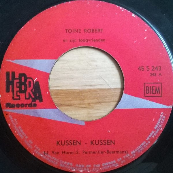 Kussen-kussen / Stamcafe by Toine Robert (Single): Reviews, Ratings ...
