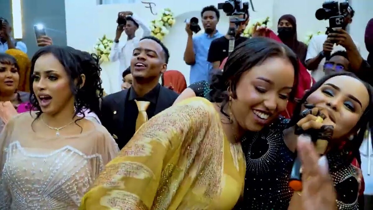 Tamiim Iyo Fatuush Xaflada Sanadgurada Arooskoda Heestiii Abahaa Taliye ...