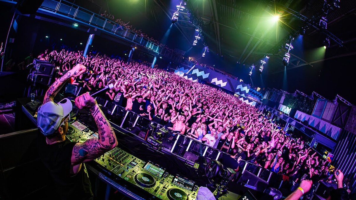 ALL DAY LONG (8 Hours Set) by Rooler (Video): Reviews, Ratings, Credits, Song list - Rate Your Music