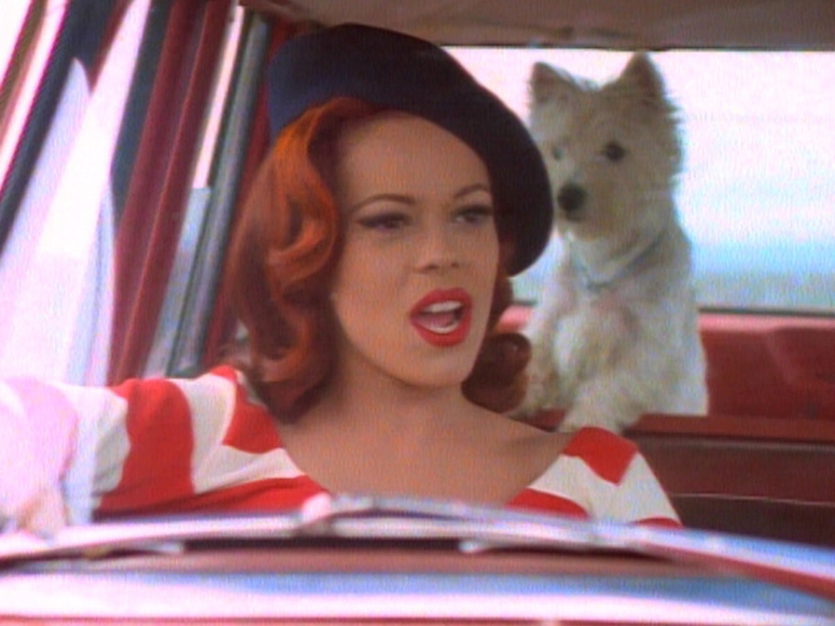 Runaway by Deee-Lite (Music video, Dance-Pop): Reviews, Ratings ...