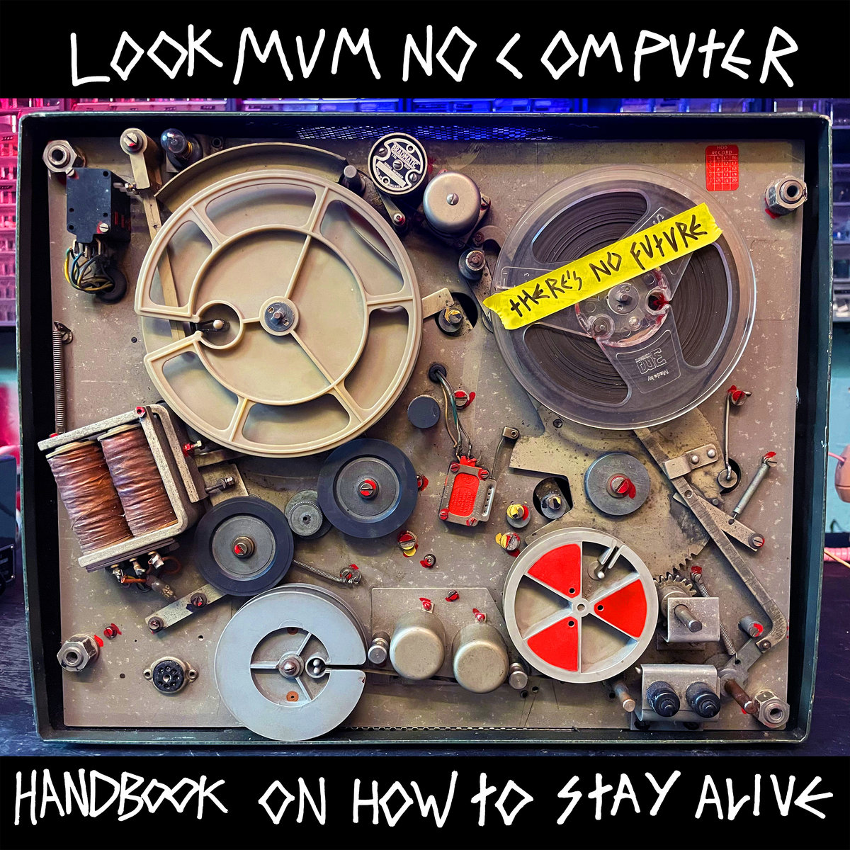 Handbook on How to Stay Alive by LOOK MUM NO COMPUTER (Single): Reviews ...