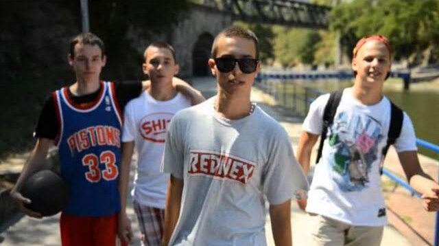 Odvrni samo rep by Em Emej (Music video): Reviews, Ratings, Credits ...