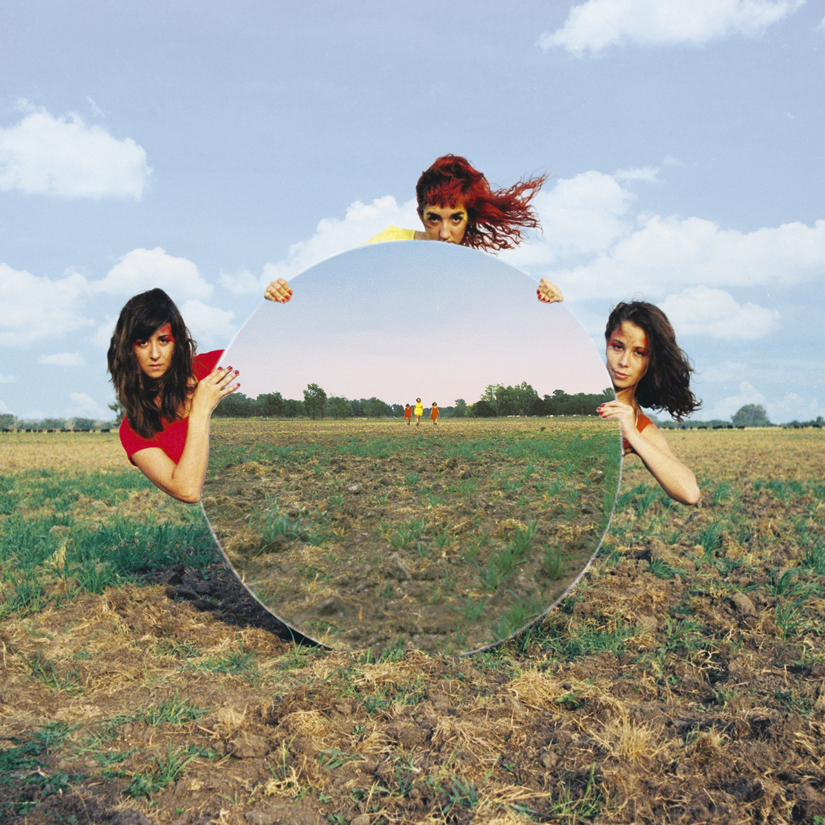 No Tan Facil by Sus Hijas (Album, Indie Folk): Reviews, Ratings, Credits, Song list - Rate Your ...