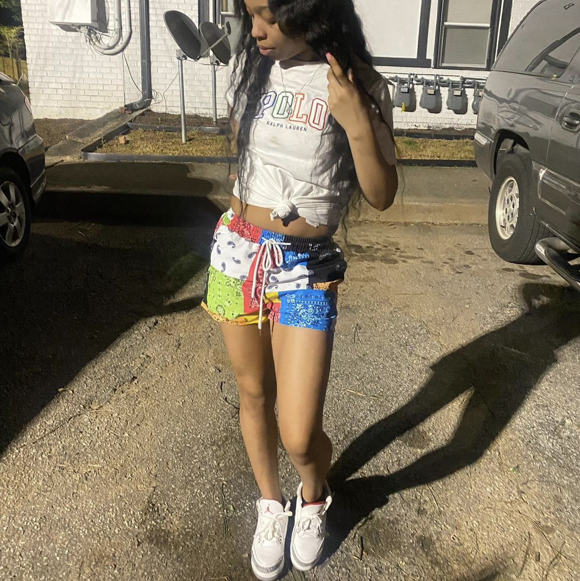 Broken by kynlary (Album, PluggnB): Reviews, Ratings, Credits, Song ...