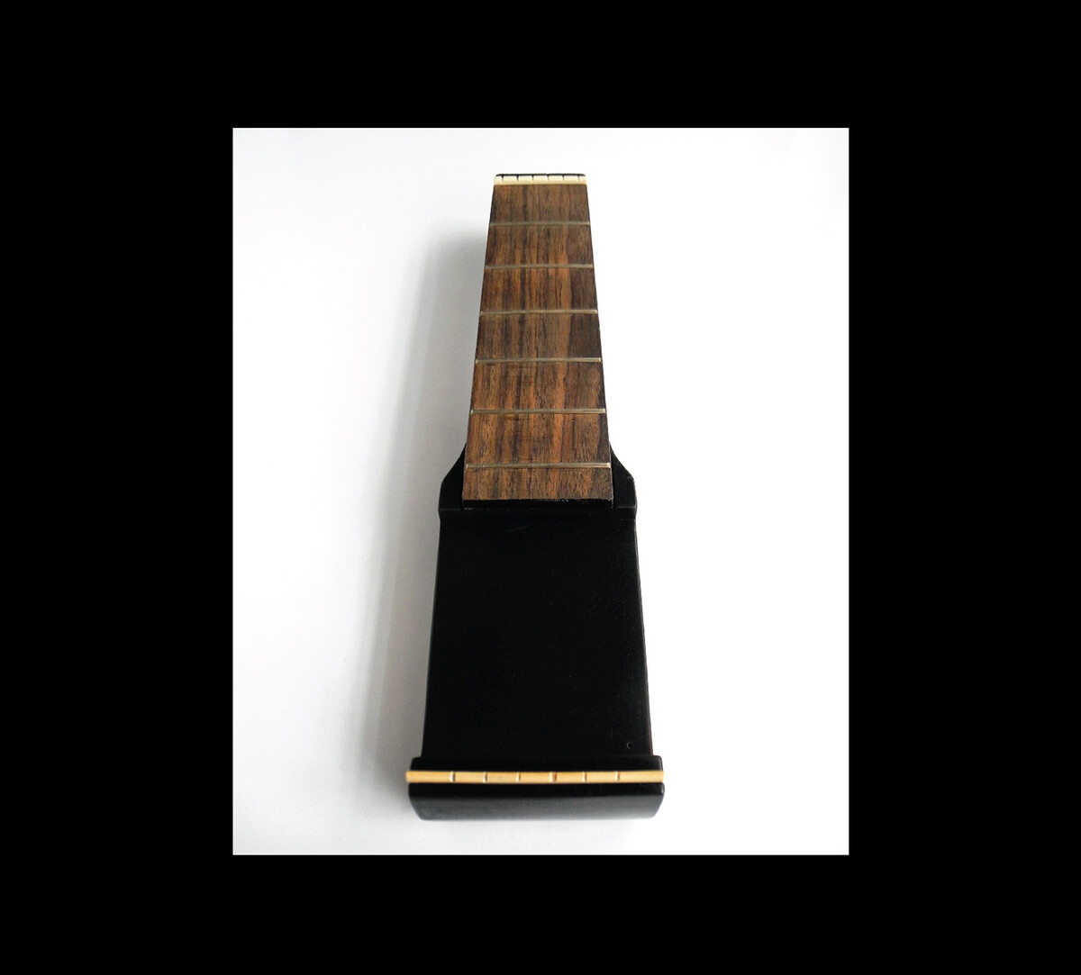 Absence by Keith Rowe (Album, EAI): Reviews, Ratings, Credits, Song ...