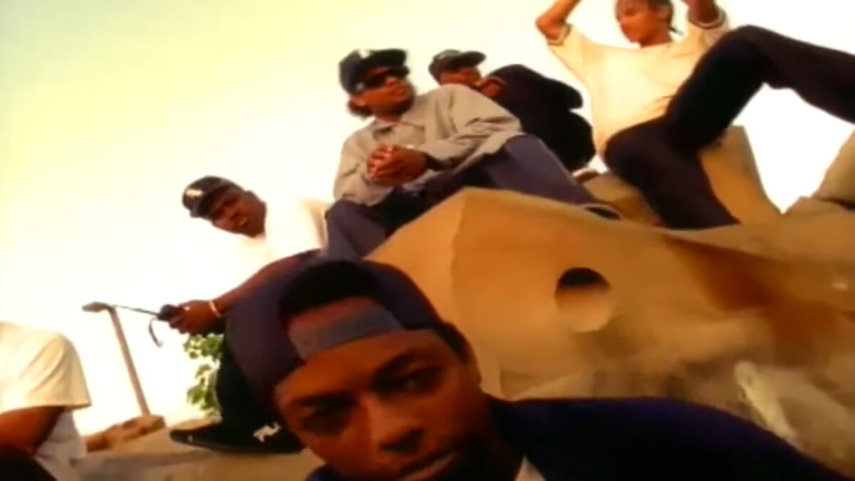 Thuggish Ruggish Bone by Bone Thugs-n-Harmony (Music video): Reviews ...