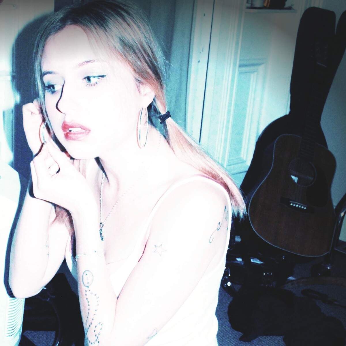 Late to the Party Song by Heidi Simpson (Single): Reviews, Ratings, Credits, Song list - Rate ...