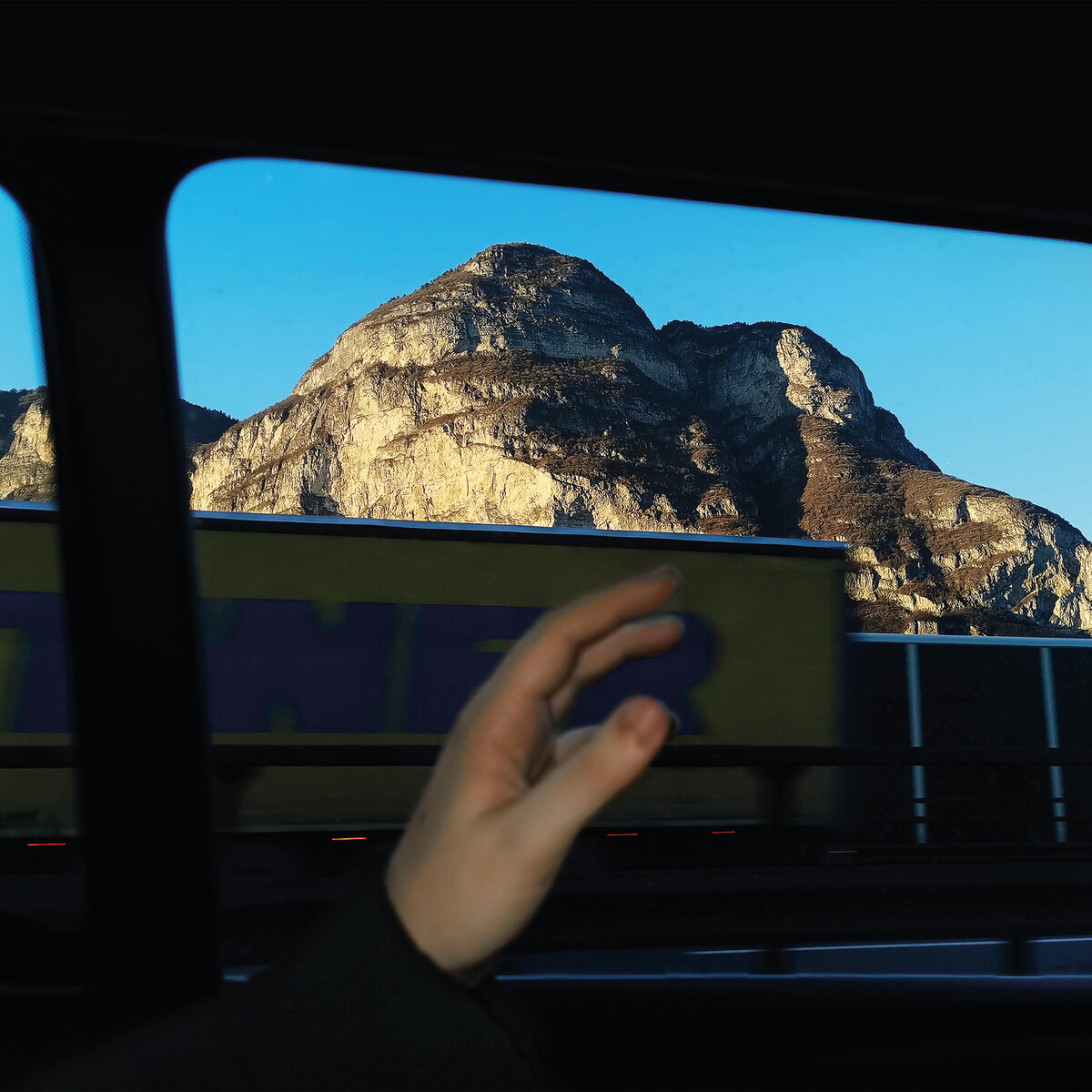 caroline 2 by caroline (Album, Post-Rock): Reviews, Ratings, Credits ...