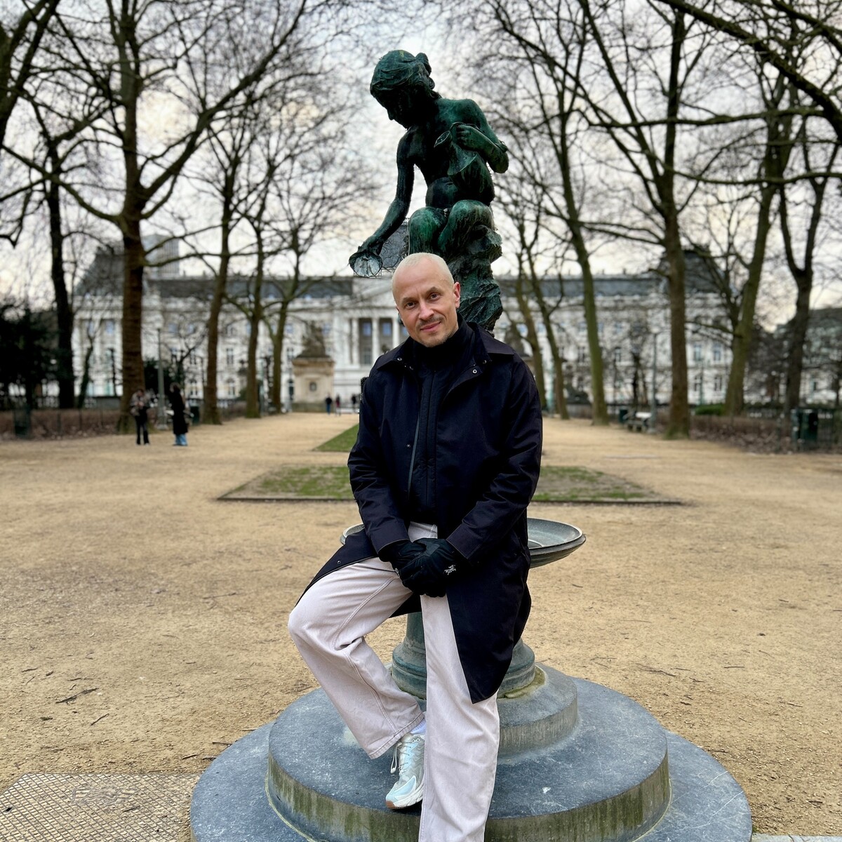 Kiosk Radio by Robert Dietz (DJ Mix): Reviews, Ratings, Credits, Song ...