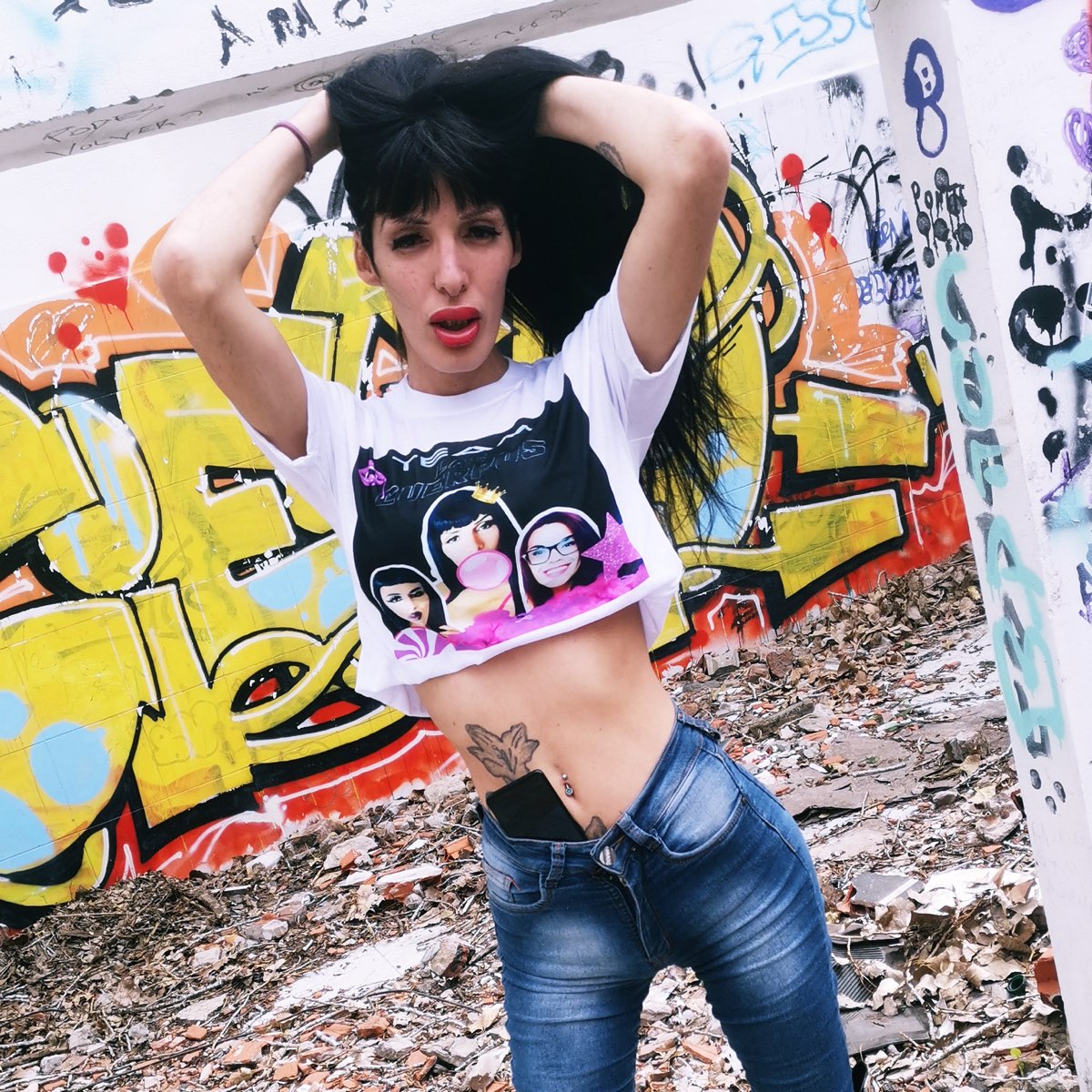 De Guernica by Jazmin La Cuerpo (Single, Novelty): Reviews, Ratings, Credits, Song list - Rate ...