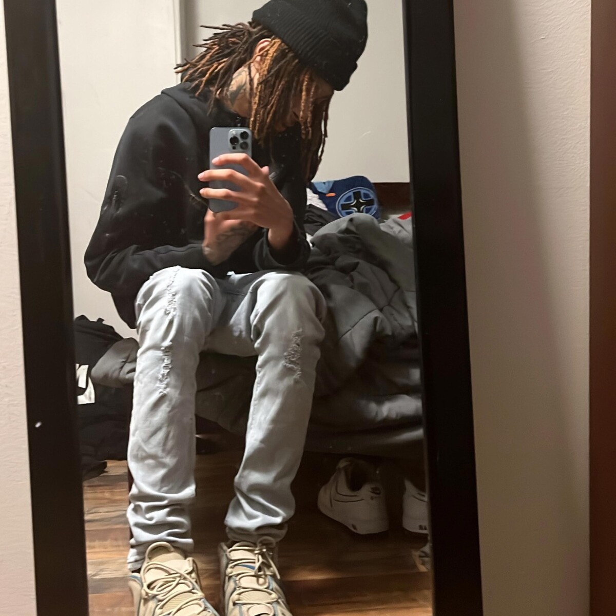 Shake by Squillo (Single): Reviews, Ratings, Credits, Song list - Rate ...