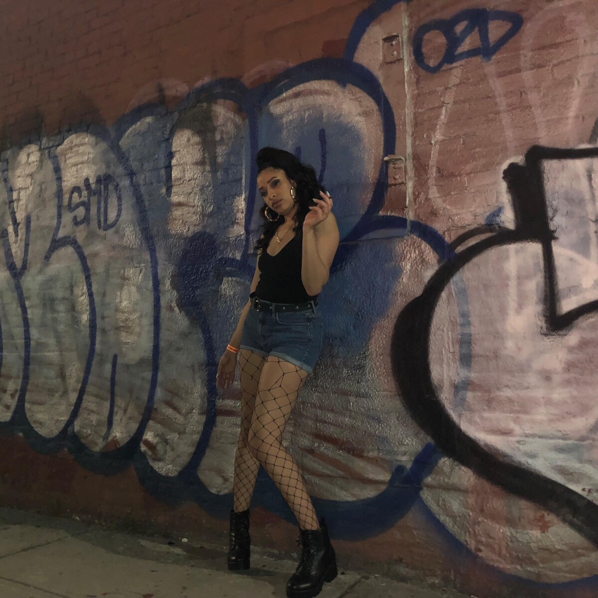 WAR of the Roses by Chyna Streetz (Single; n/a; n/a): Reviews, Ratings ...