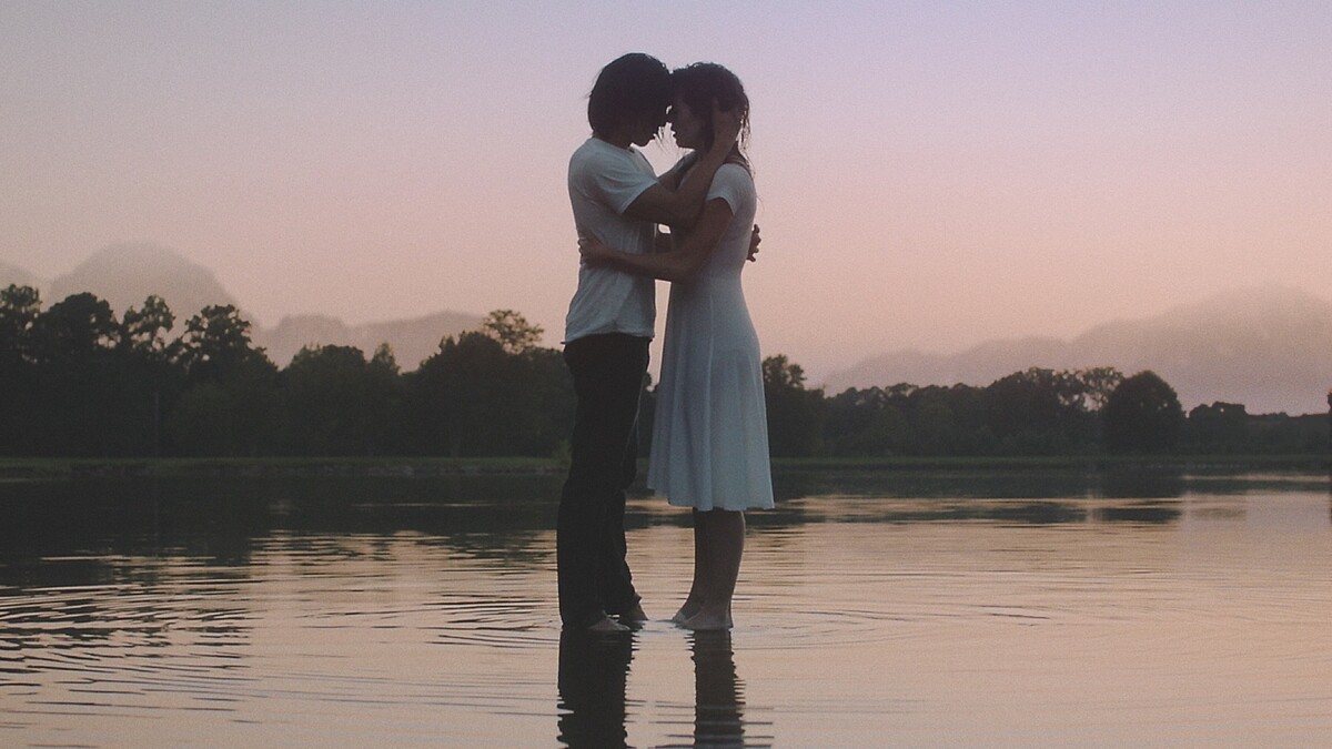 Capsize by Frenship & Emily Warren (Music video): Reviews, Ratings ...