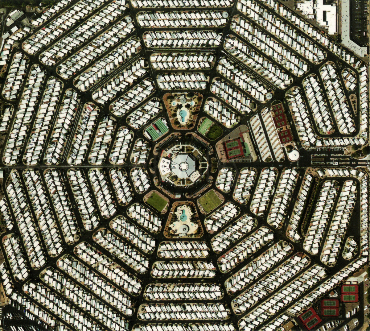 Reviews of Strangers to Ourselves by Modest Mouse (Album, Indie Rock ...