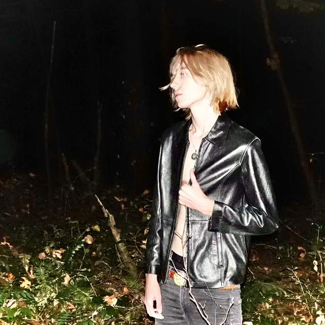 2hollis Albums: songs, discography, biography, and listening guide ...