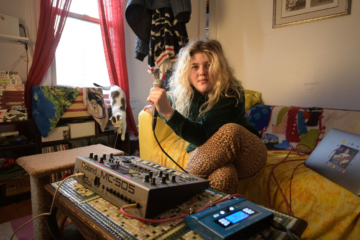 Midnight in a Perfect World by Grace Ives (DJ Mix): Reviews, Ratings ...