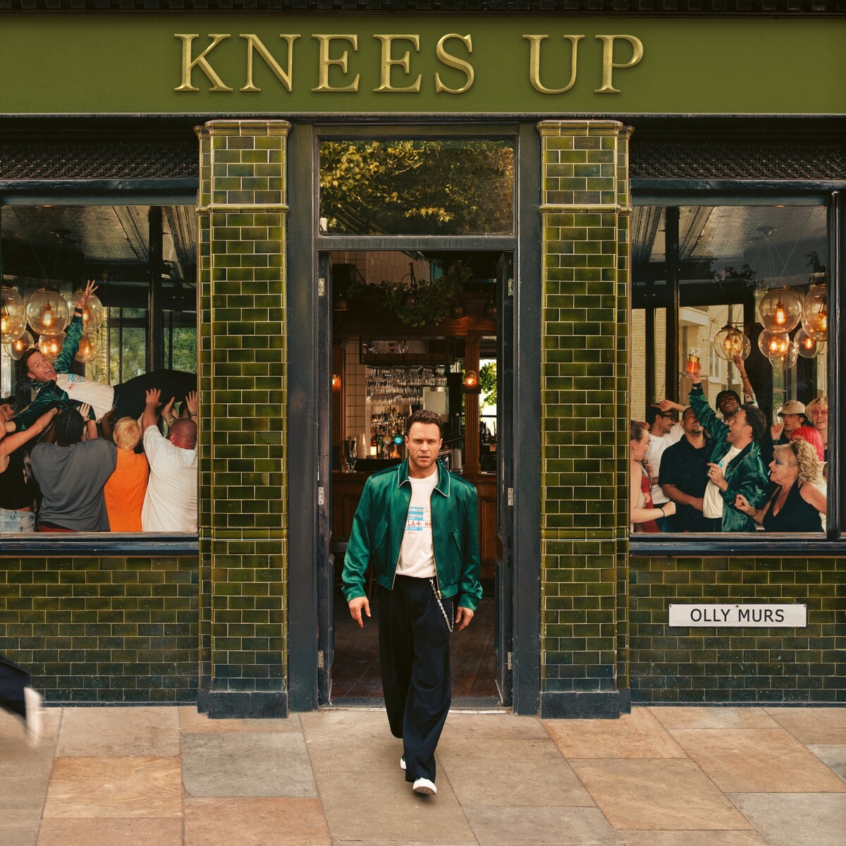 Knees Up by Olly Murs (Album, Chap Hop): Reviews, Ratings, Credits ...