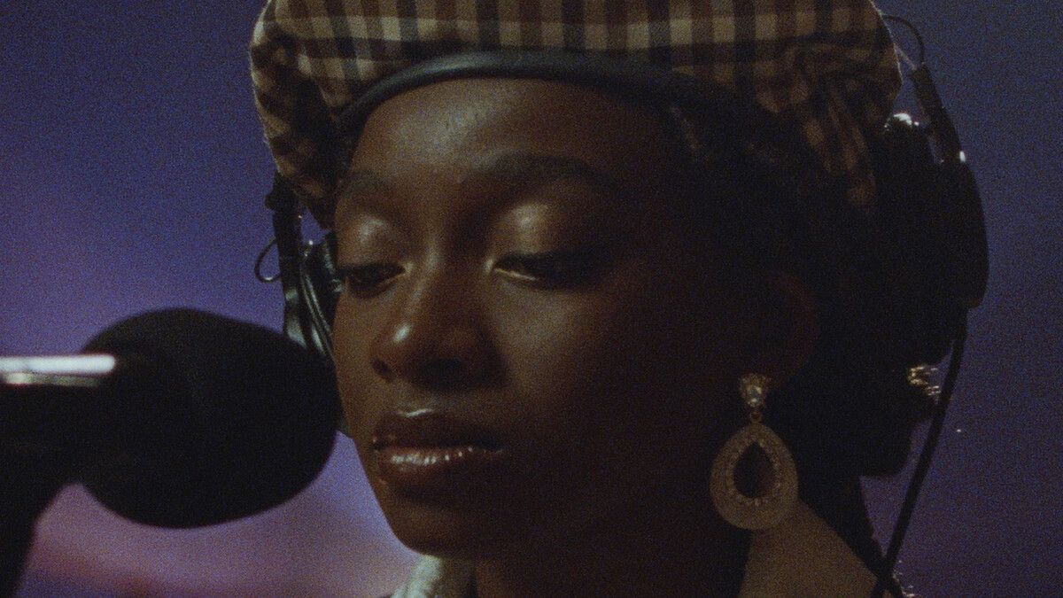 Flowers by Little Simz (Music video, Conscious Hip Hop): Reviews ...