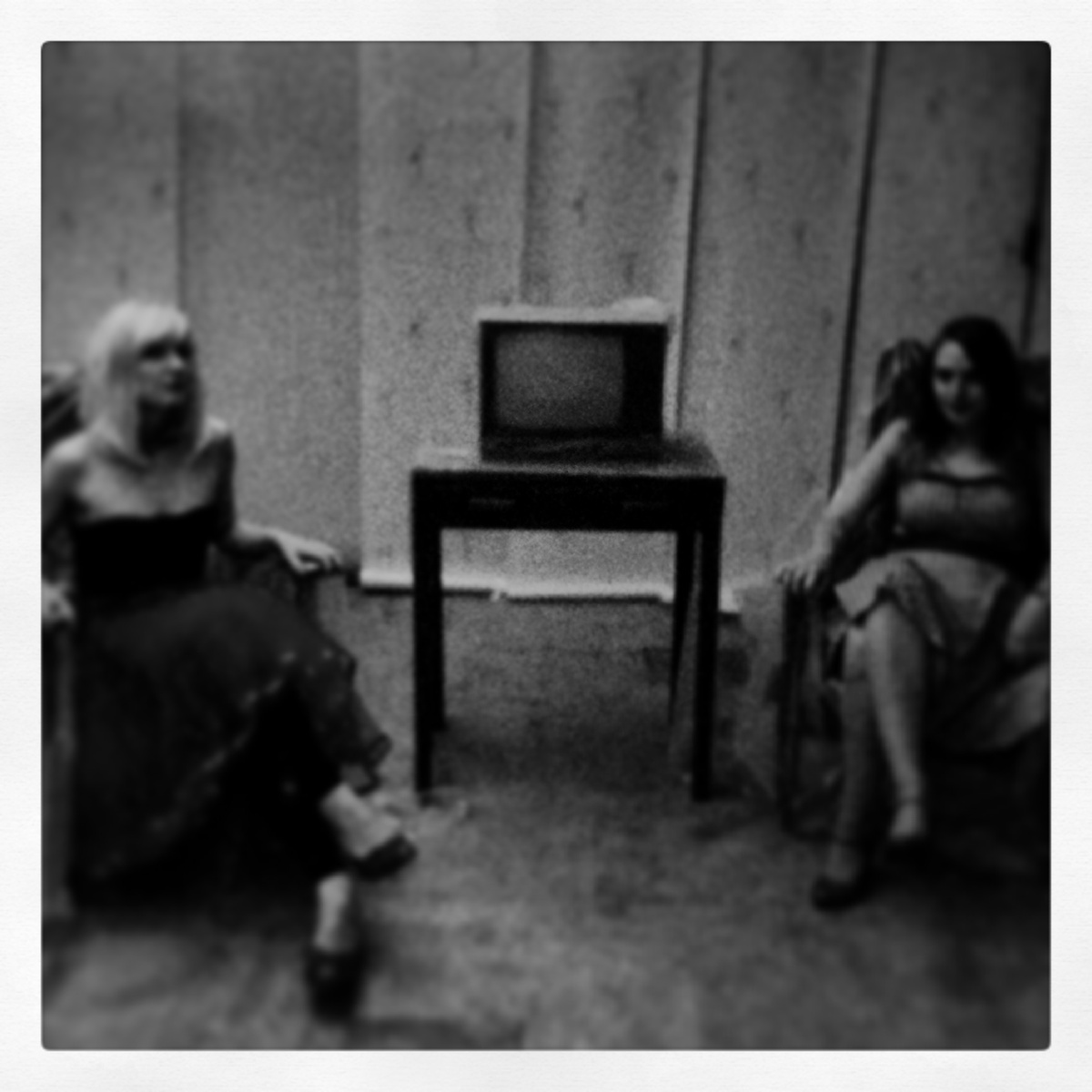 Betari's Box Albums: songs, discography, biography, and listening guide ...