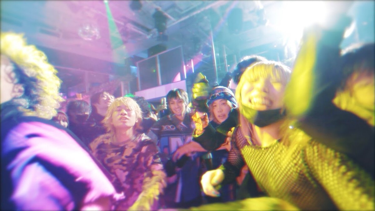 FLASH by STARKIDS (Music video, UK Hardcore): Reviews, Ratings, Credits, Song list - Rate Your Music